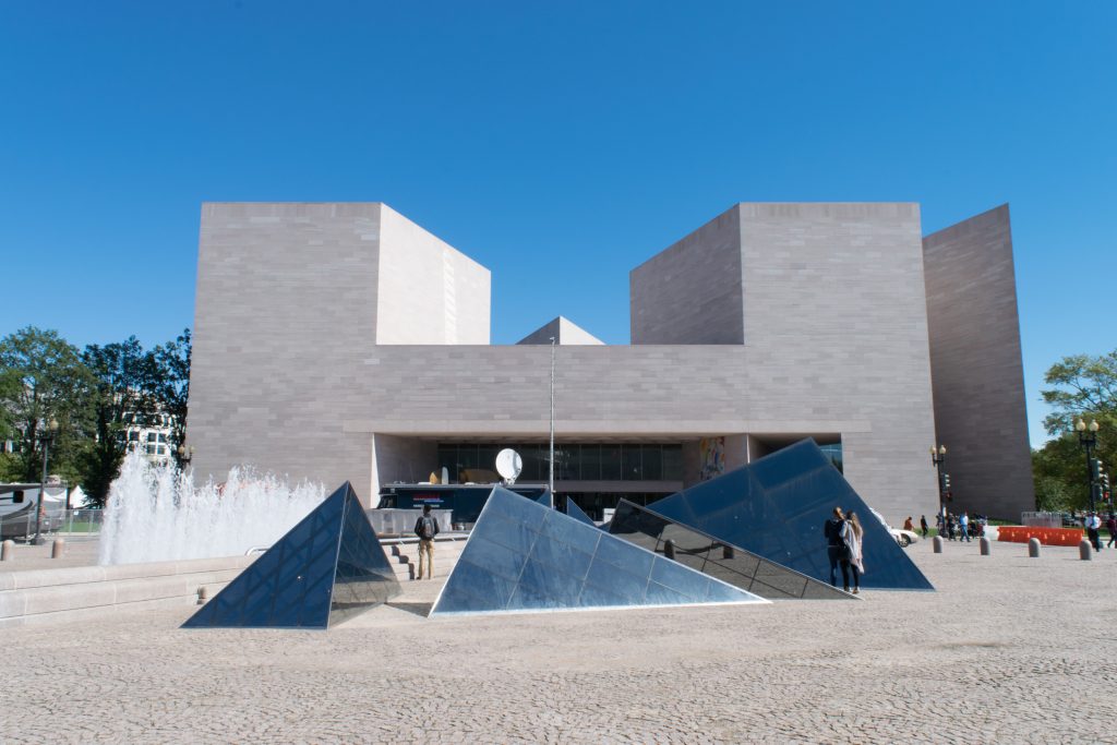 Making Federal Buildings Beautiful Again
